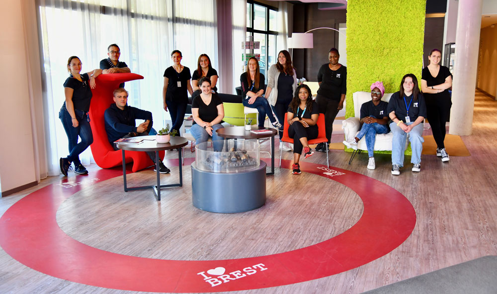 Équipe de l'hôtel Ibis Styles et Budget Brest Centre Port.